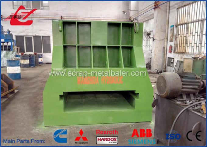 400Ton Metal Scrap Shear , Waste Gas Tank Steel Scrap Cutting Machine